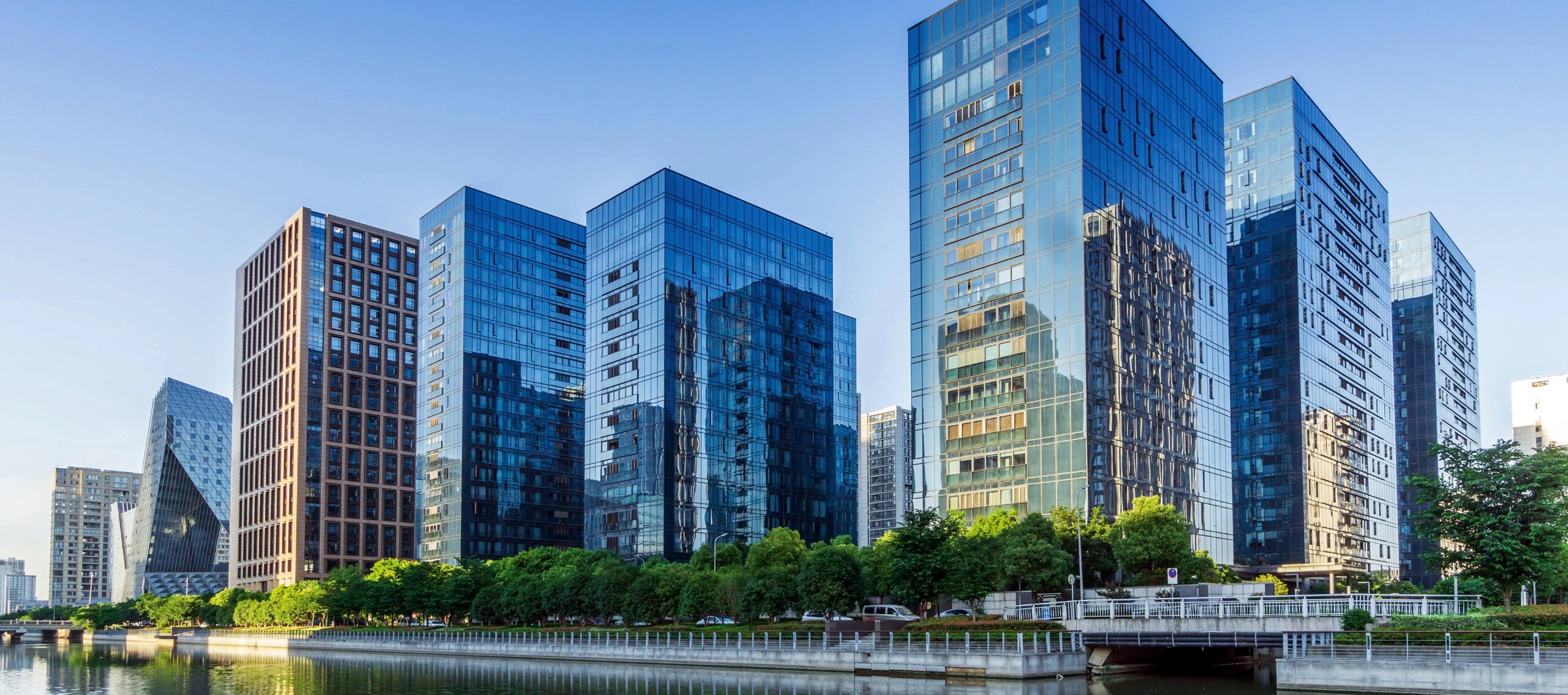 Hounslow Council Achieves 50% Carbon Emissions Reduction | Johnson Controls