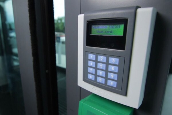 Turnkey Electronic Access Control Solutions | Johnson Controls